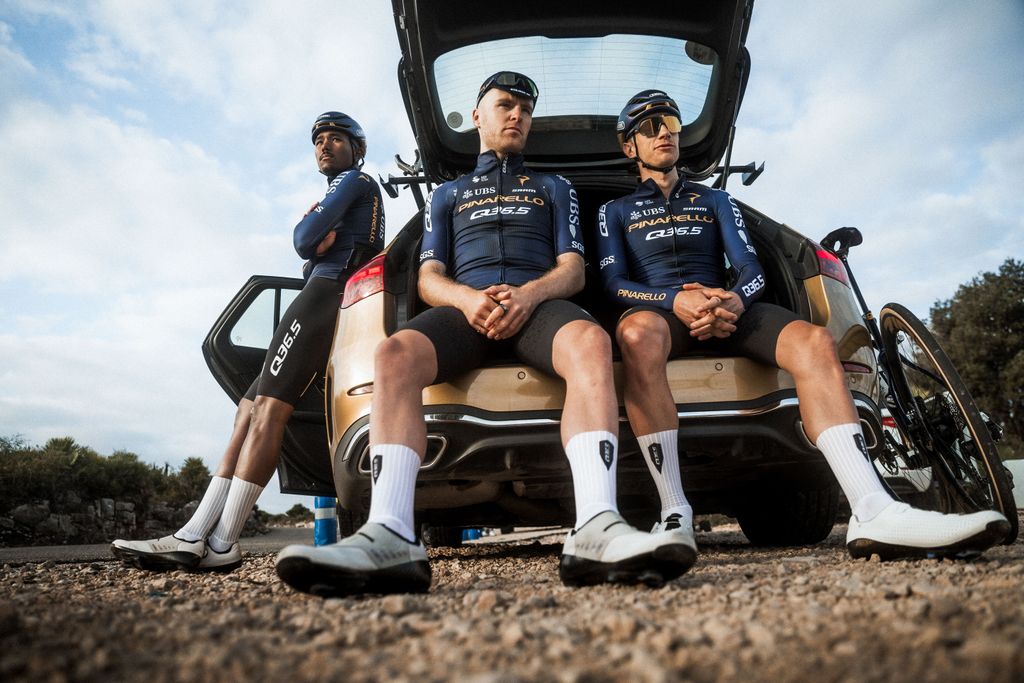 Tom Pidcock's Pinarello-Q36.5 team reveal bold new navy and gold race ...