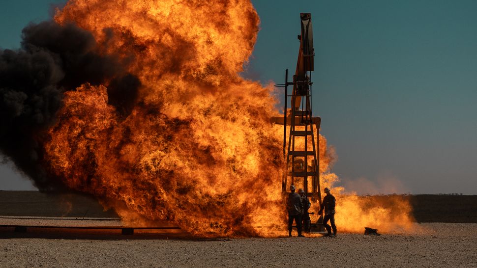 Landman: Premiere Date, Cast And Other Things We Know About Taylor ...