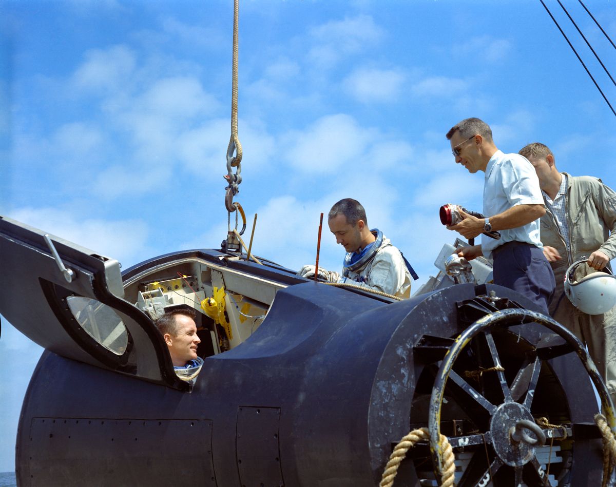 Gemini IV: Inside NASA's First Spacewalk Mission (Photos): Page 3 | Space