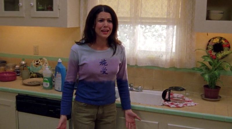 Lorelai Gilmore's Craziest Outfits on Gilmore Girls | Marie Claire