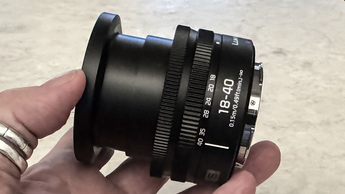 Panasonic Lumix S 18-40mm is world's smallest ever full-frame zoom, and ...