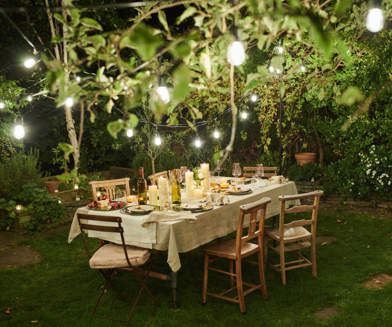 Why aren't my solar lights working? 5 fixes from an expert | Homes and ...