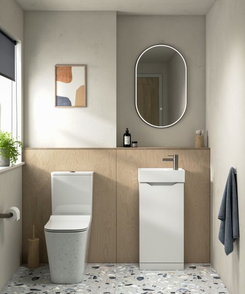 23 small ensuite ideas that transform tiny into tremendous | Homebuilding