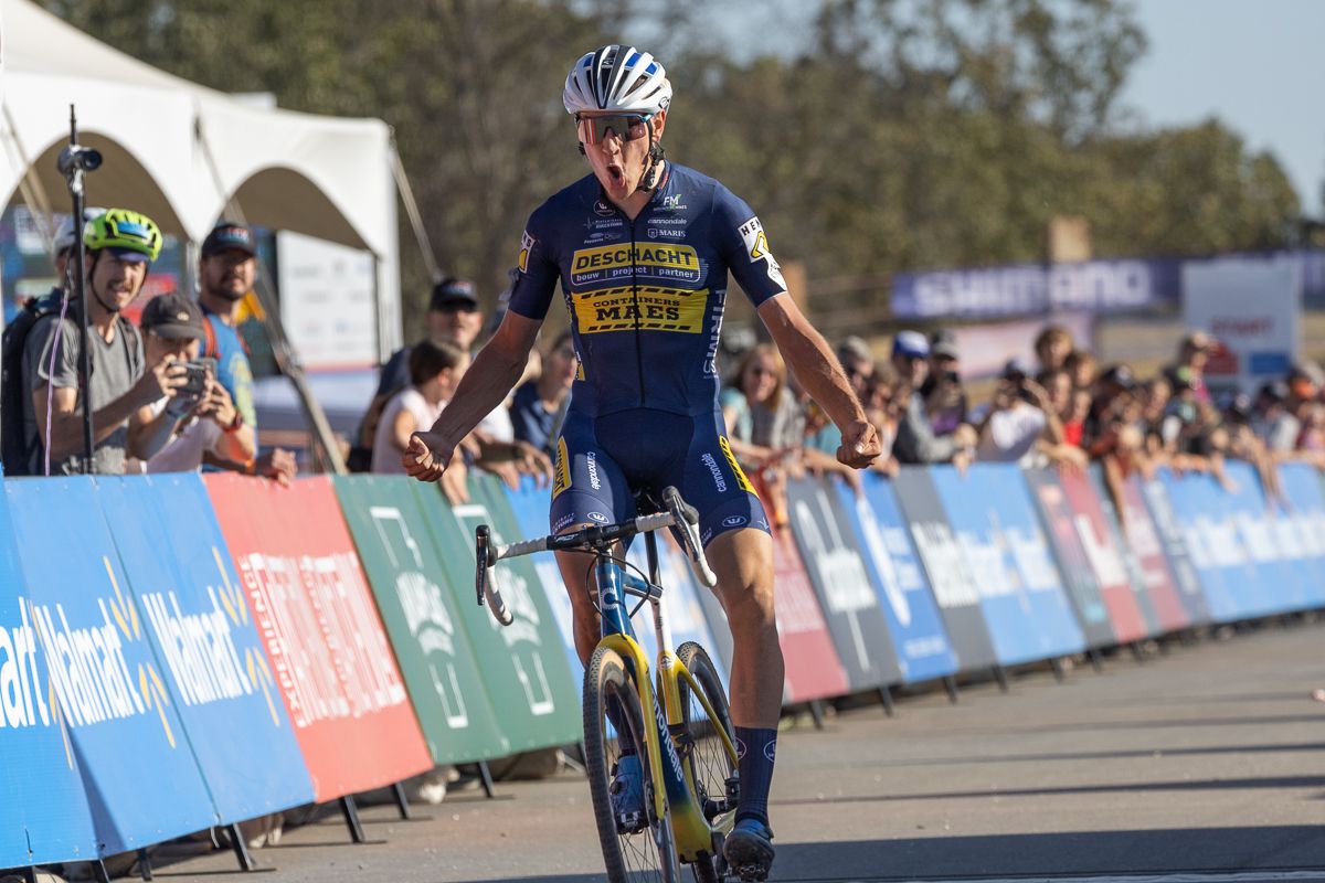 Lander Loockx wins men's OZ Cross in sprint against Ruegg in ...