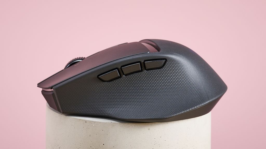 Razer Basilisk Mobile review: a small gaming mouse with a premium feel ...