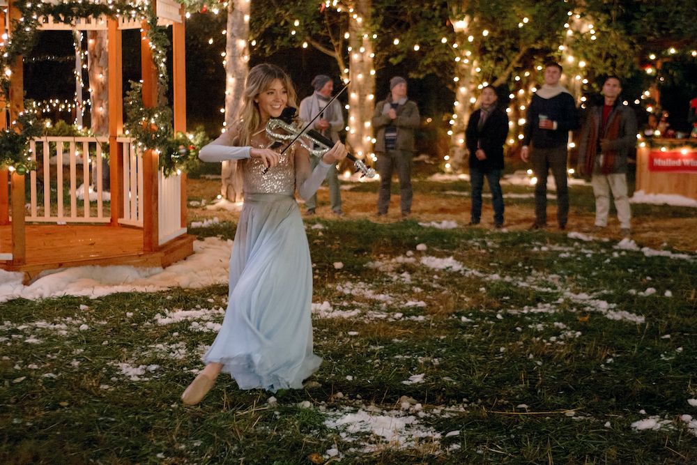Cable Nets, Streamers Ramp Up Holiday Films Lineup Leading Into ...
