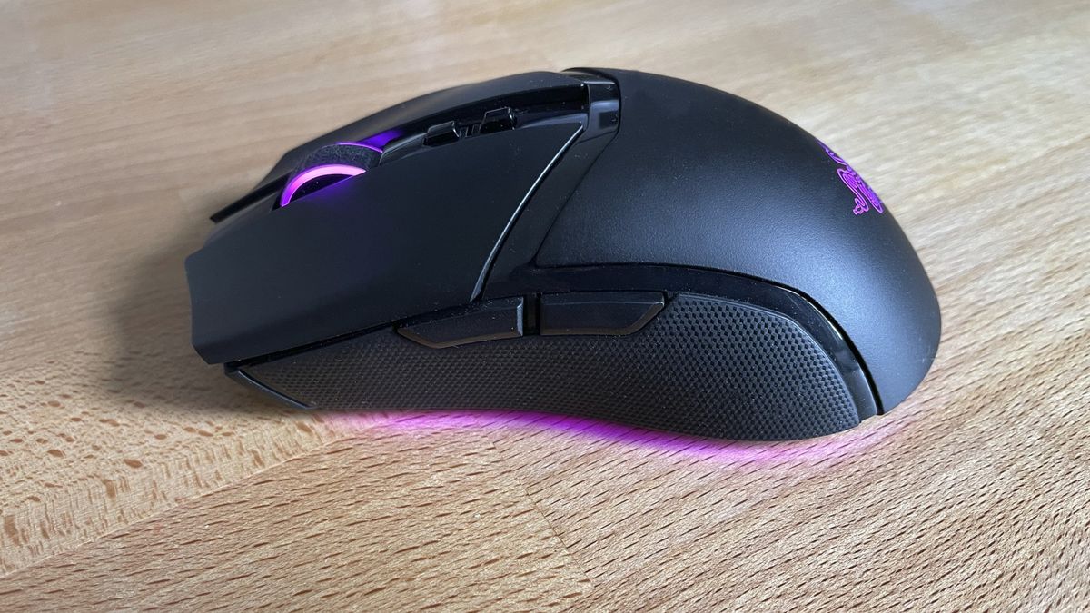 Razer Cobra Pro gaming mouse review | PC Gamer