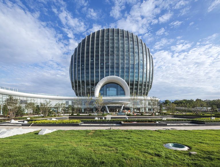 Milan's Bosco Verticale scoops Best Tall Building award | Wallpaper*