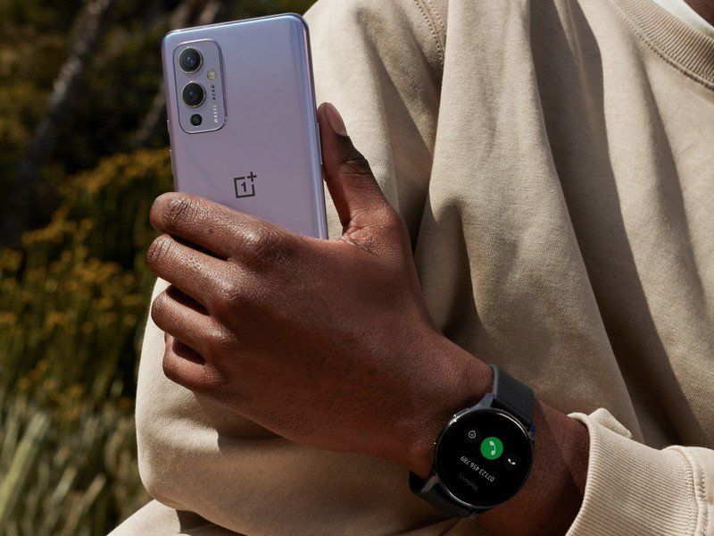 The OnePlus Watch is here with big 14-day battery life and a small ...