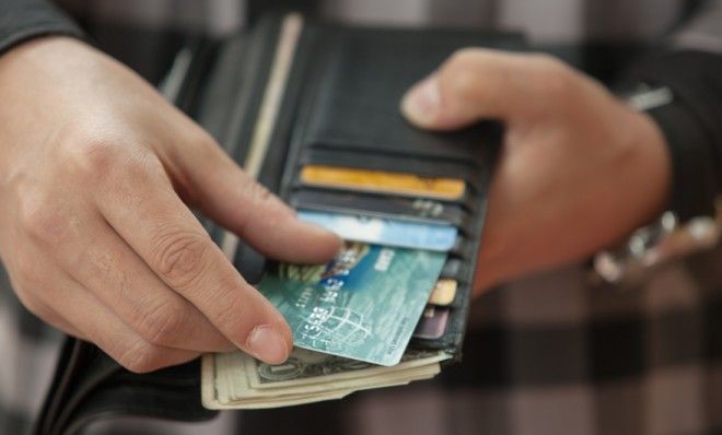 Should I use a debit or credit card? | The Week