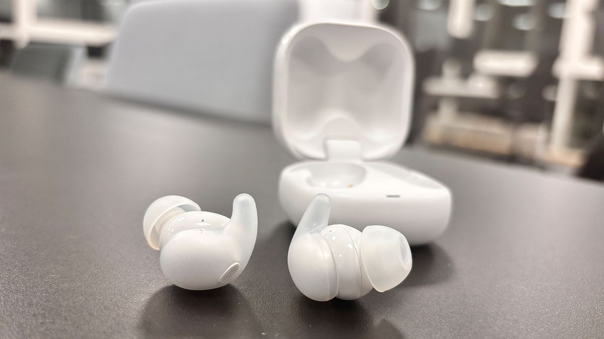 Sony LinkBuds Fit review: sporty earbuds that blend comfort with robust ...