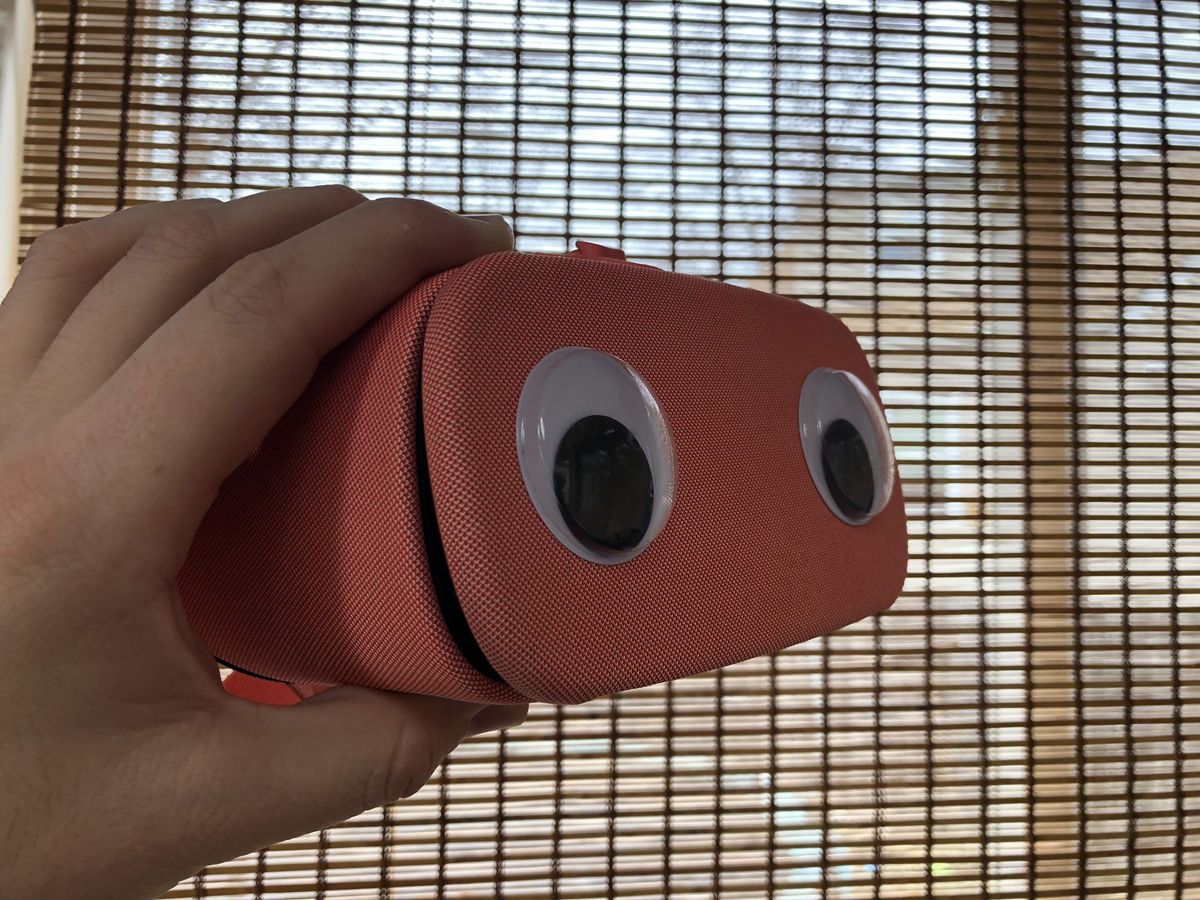 Want to decorate your VR headset? You need some googly eyes. | Windows ...