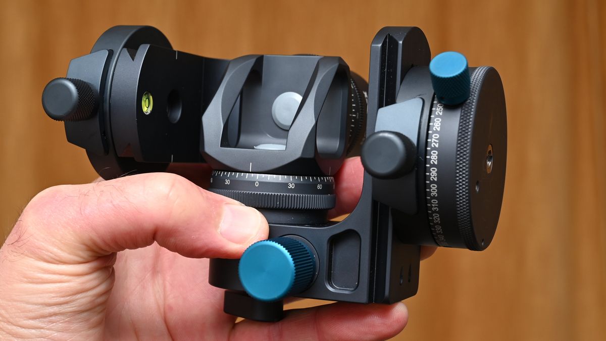 Novoflex KOPF2 geared head review: ultra-fine precision but comes at a ...