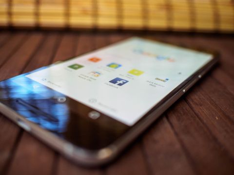 How to share a picture from your Android phone to Facebook | Android ...