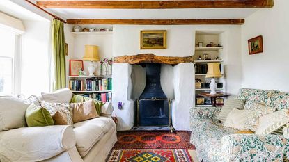 A picture-perfect Cornish Cottage that is the ultimate blend of cosy ...