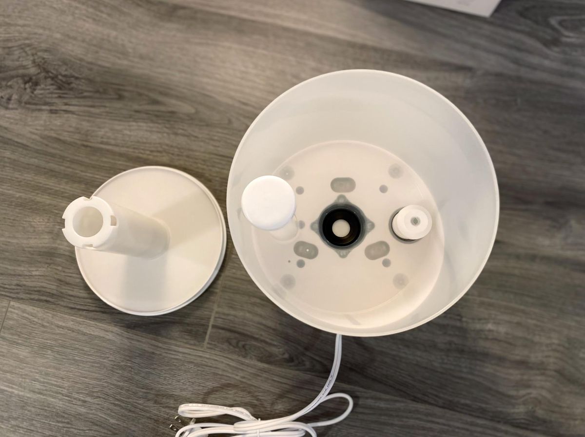 VOCOlinc MistFlow Smart Humidifier Review: Cool mist, cool colors, and ...