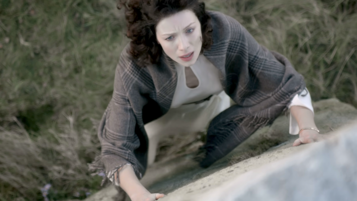 How Outlander's Time Travel Works | Cinemablend