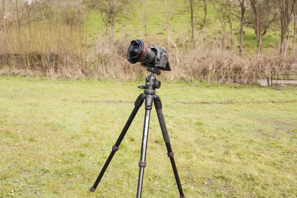 Photo ideas: Shoot dramatic rain portraits (even on a sunny day ...