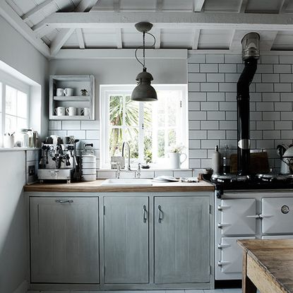 Poldark-inspired Cornish coastal interiors | Ideal Home