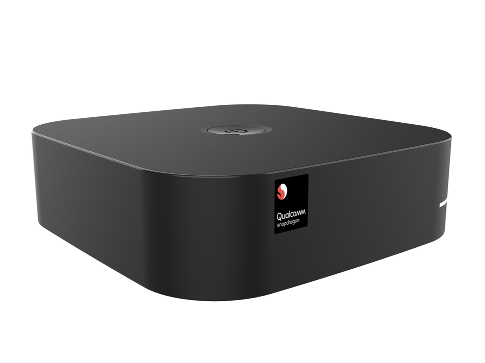 Qualcomm Debuts Snapdragon Dev Kit for Windows on Arm | Tom's Hardware