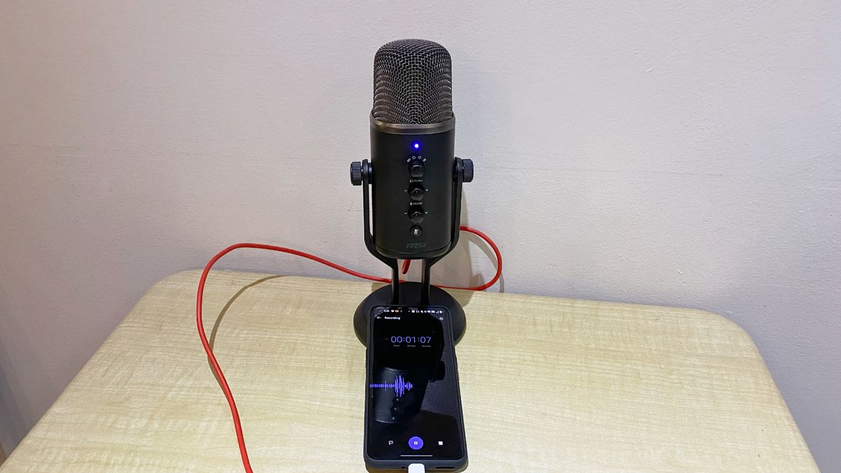 MSI GV60 Streaming USB mic review | Laptop Mag