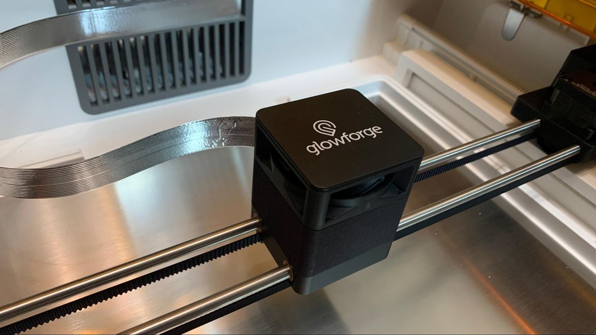 Glowforge Aura Review: The Crafter’s Laser | Tom's Hardware