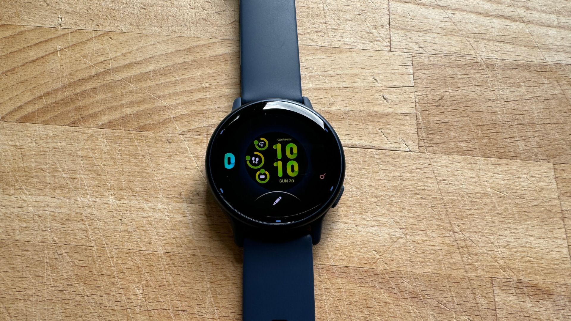 I'm a smartwatch expert: if I had to get one today, I'd get this Garmin ...