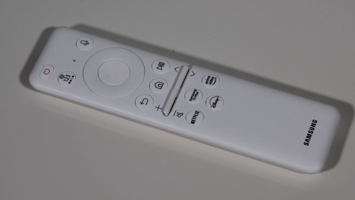 Samsung The Premiere 9 ultra short throw projector review: bright ...