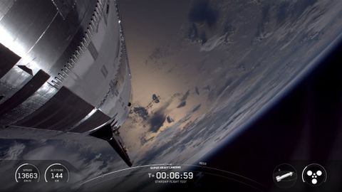 SpaceX's giant Starship Mars rocket nails critical 10th test flight in ...