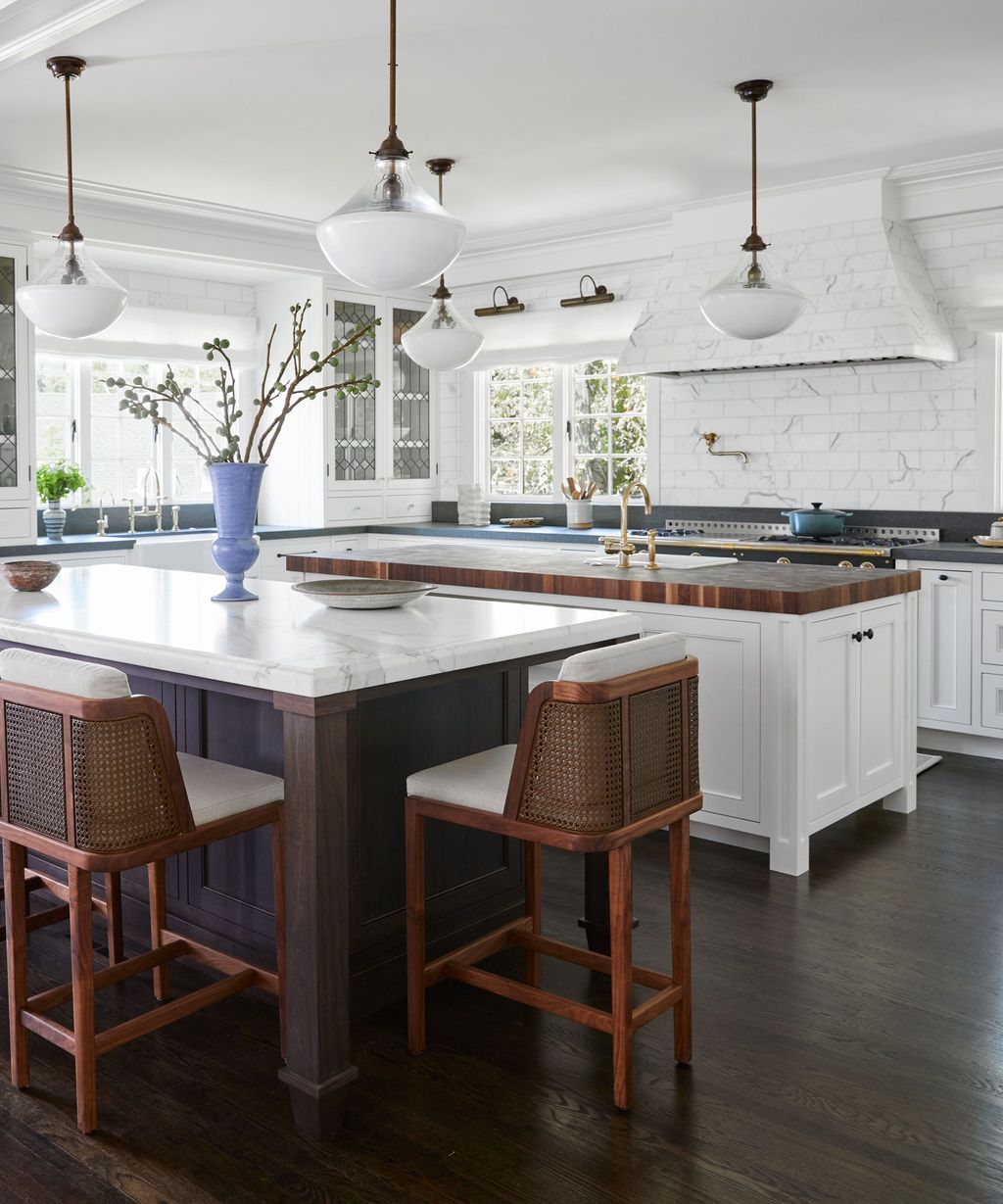 Kitchen island layout ideas – 7 arrangements from the experts | Homes ...