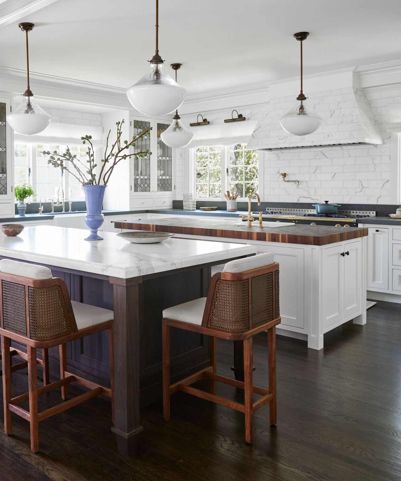Kitchen island layout ideas – 7 arrangements from the experts | Homes ...