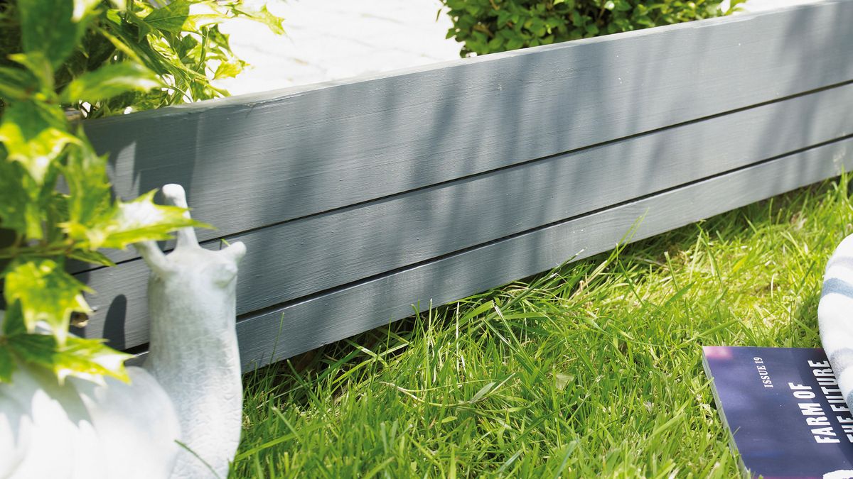 Garden edging ideas: Keep your outside spaces neat and tidy | Homebuilding