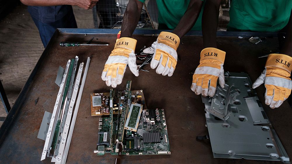 Could this project finally offer a solution for monitor waste ...