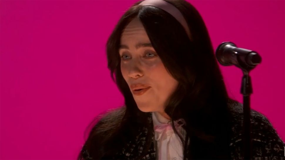Billie Eilish Exhaling 'Whoa' After Her Barbie Performance Is Already ...