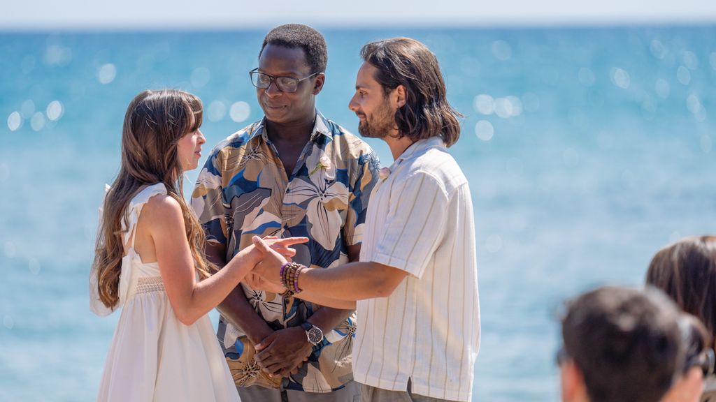 The Split Barcelona ending explained: Does Hannah pick Nathan or Archie ...