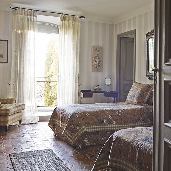 Explore this traditional Provencal home in the the countryside | Ideal Home