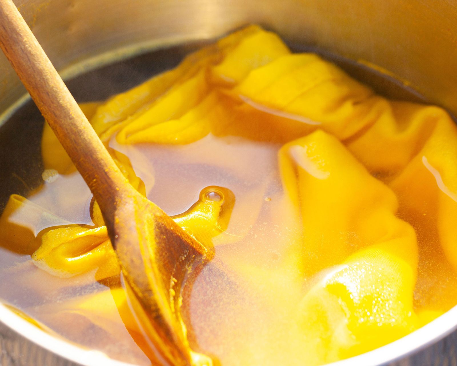 Best dye plants: 12 picks for making homemade natural dyes | Gardeningetc