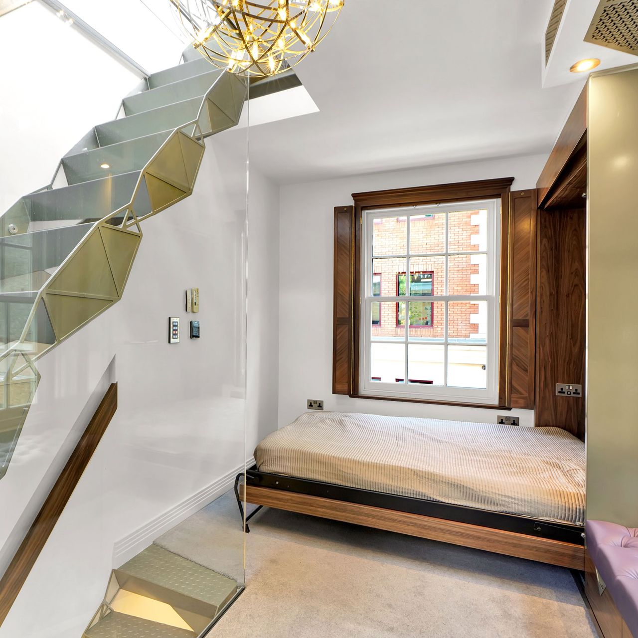 The smallest house in Chelsea is for sale so we took a peek | Ideal Home