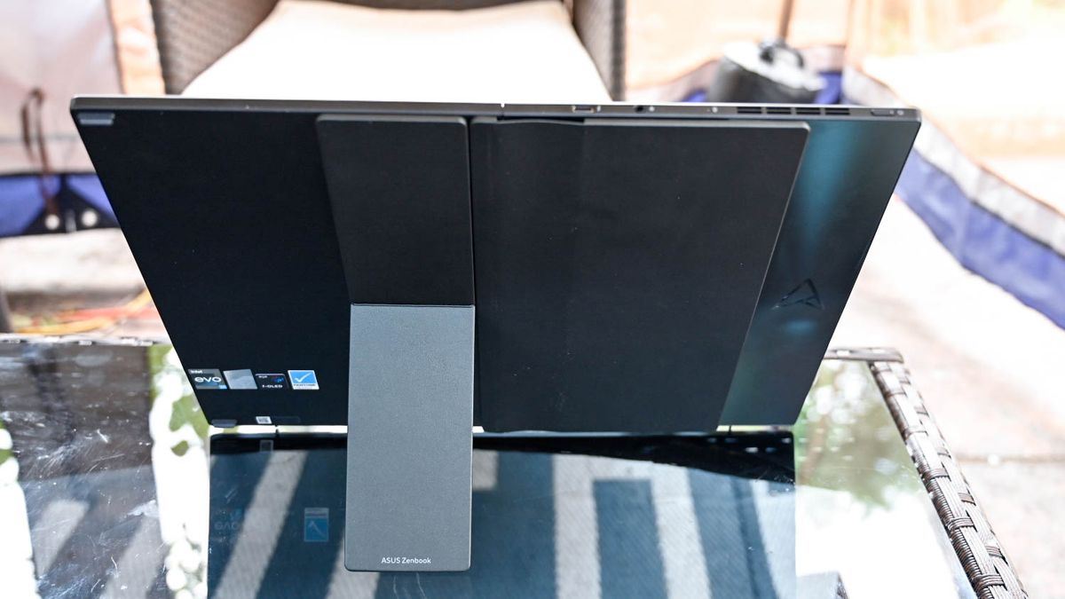 Asus Zenbook 17 Fold OLED review: Watch the future of laptops unfold ...