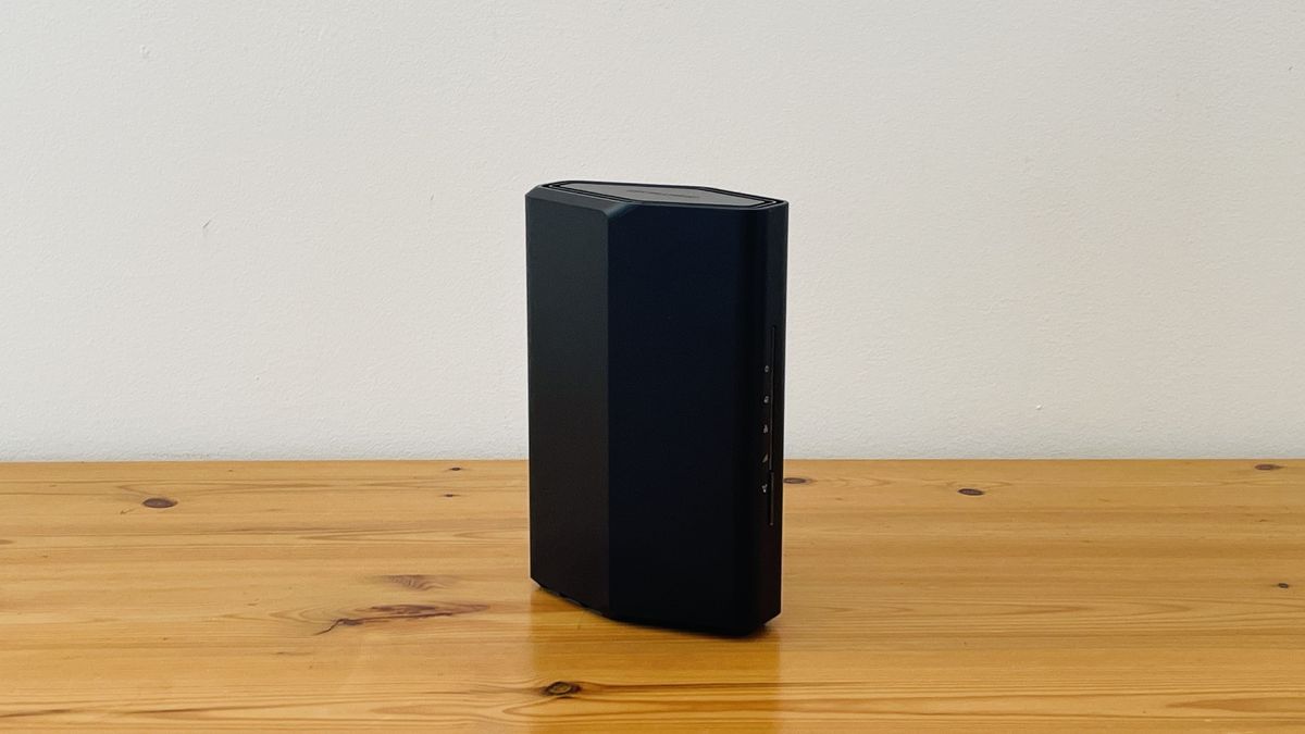 Netgear Nighthawk RS100 review: Netgear sees the light and releases an ...