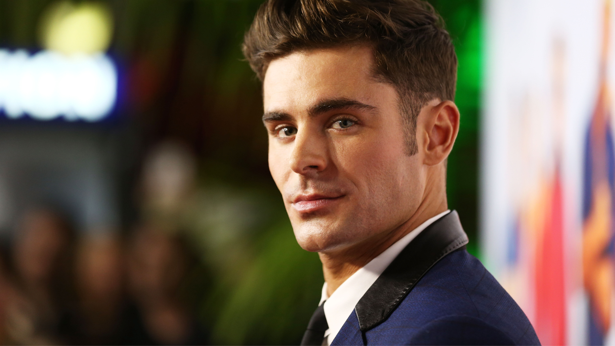 Zac Efron Read a Children's Book to Sister Olivia for Valentine's ...