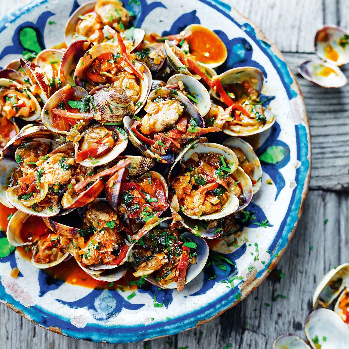 Clams with Sherry and Serrano Ham | Lunch Recipes | Woman & Home