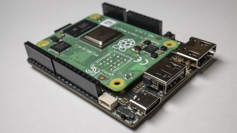 Raspberry Pi Compute Module 4 Squeezed Into Arduino Form Factor | Tom's ...
