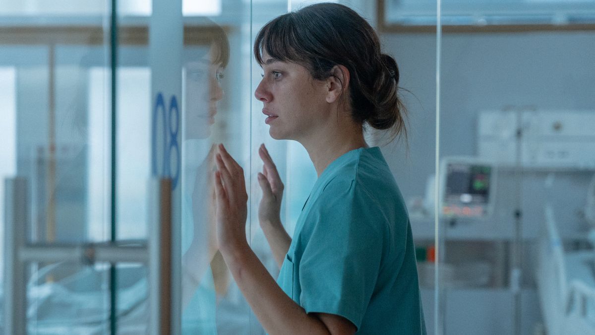 Breathless episode 1 recap: healthcare system under pressure | What to Watch