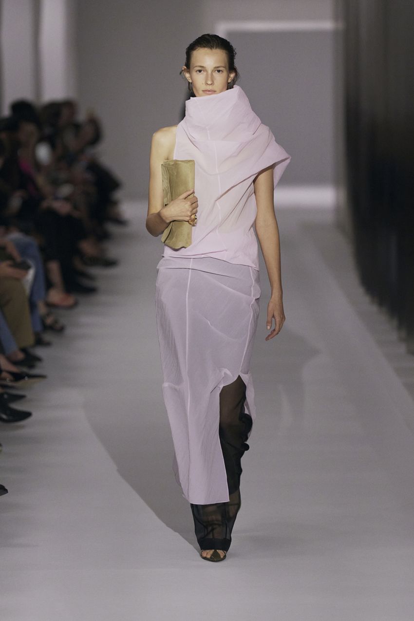 The Biggest Trends From the Khaite S/S 25 Runway | Who What Wear