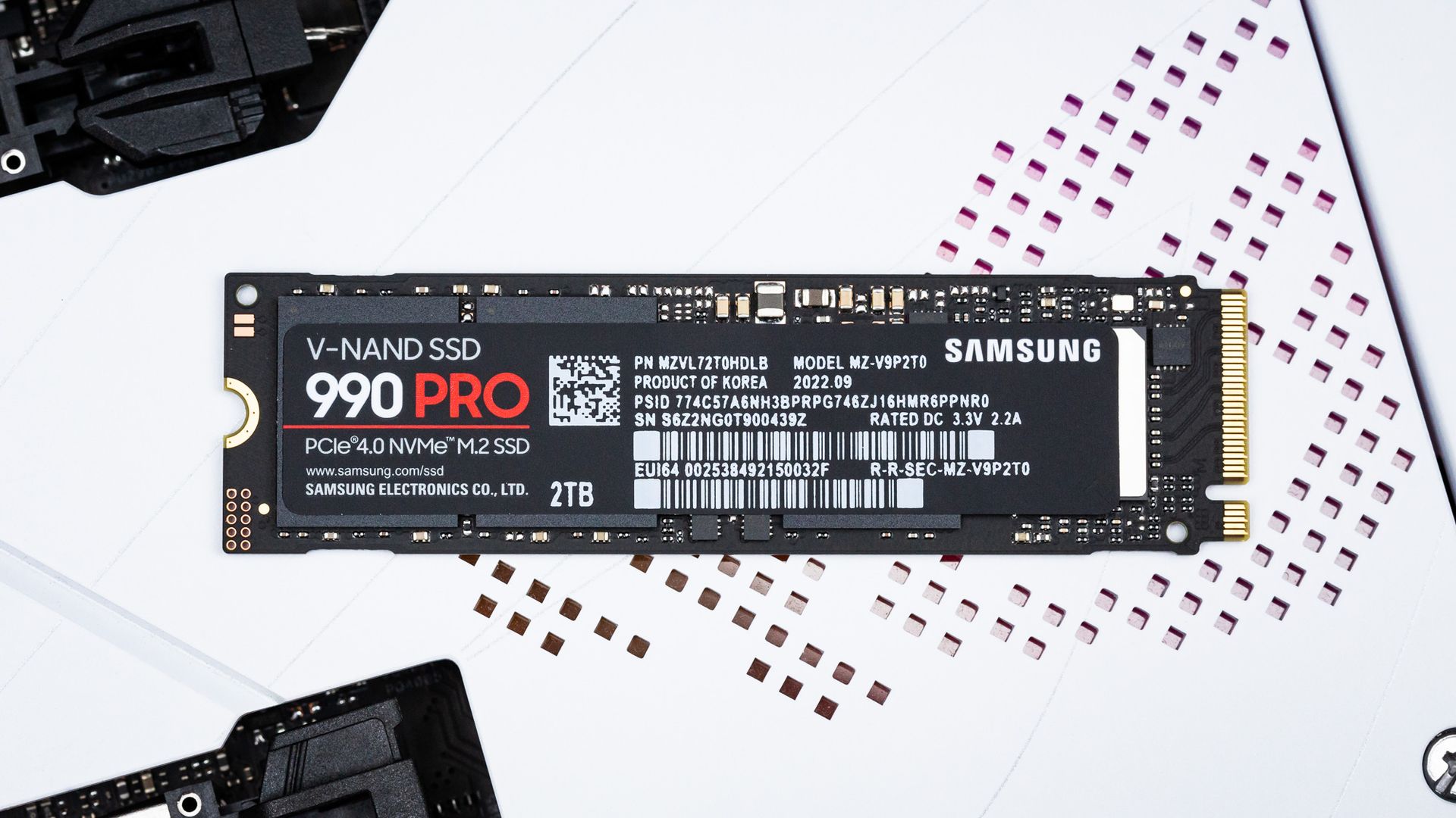 Samsung 990 Pro SSD Review: The Return of the King | Tom's Hardware
