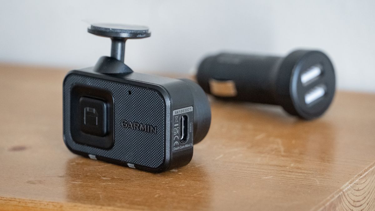 Garmin Dash Cam Mini 3 review: same great design, now with less glare ...