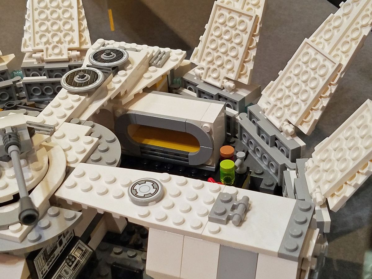 Look Inside the Lego Kessel Run Millennium Falcon! | Space