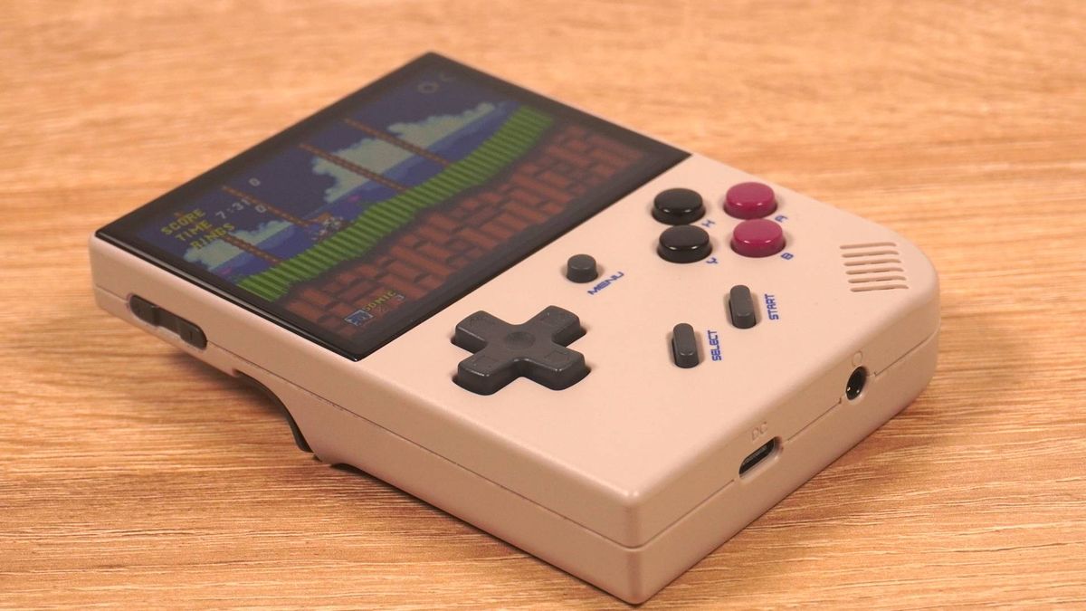 Anbernic RG35XX Plus review - "the gold standard of budget handhelds ...