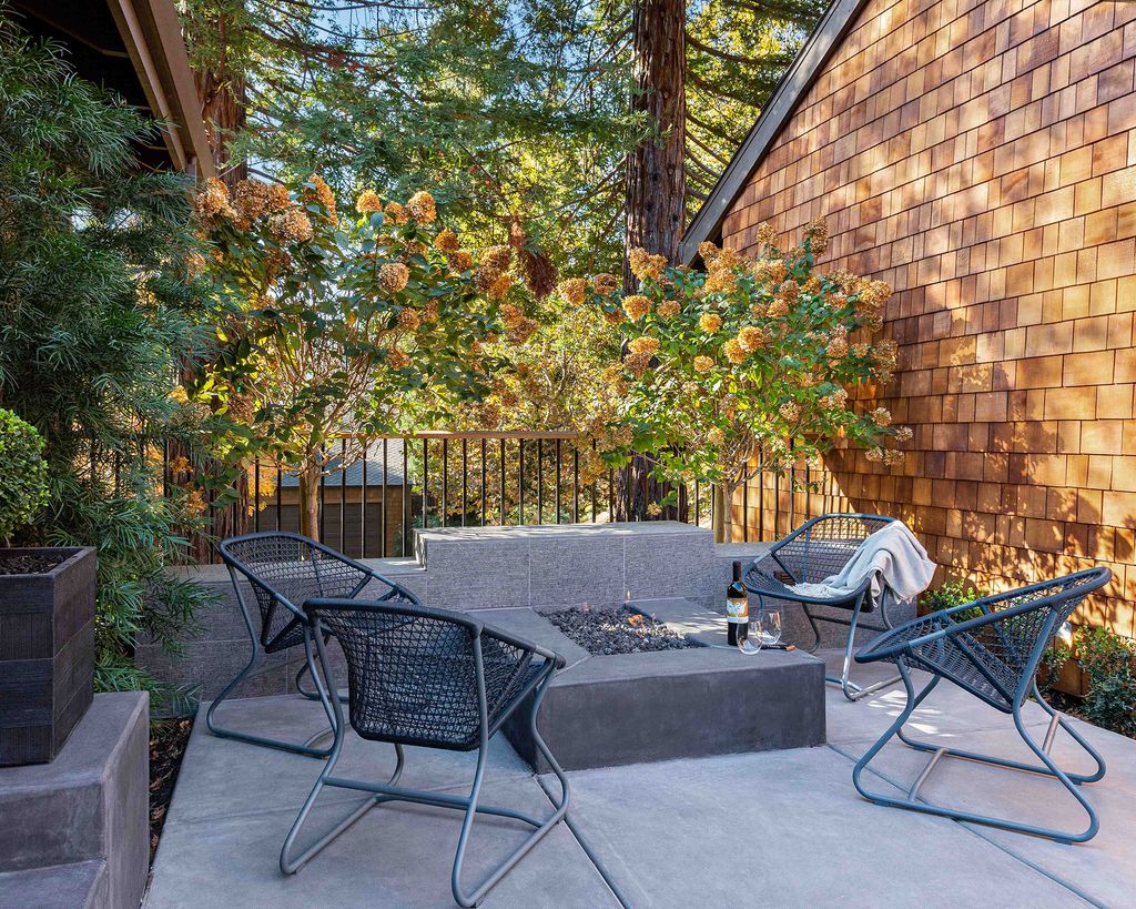 Patio furniture ideas: Pretty ways to furnish your patio | Homes and ...